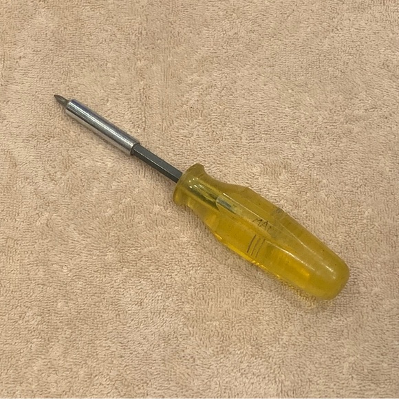 Other | Mac Phillips Head Screwdriver Hand Toolyellow Handleremovable ...